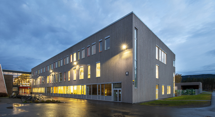 Ole Vig vgs :: HUS arkitekter